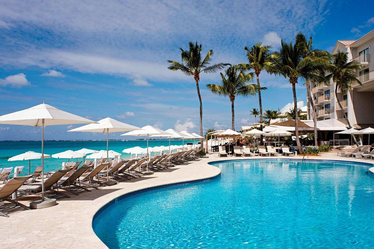 Escape to Elegance: Grand Cayman’s Most Luxurious Beachfront Resorts ...